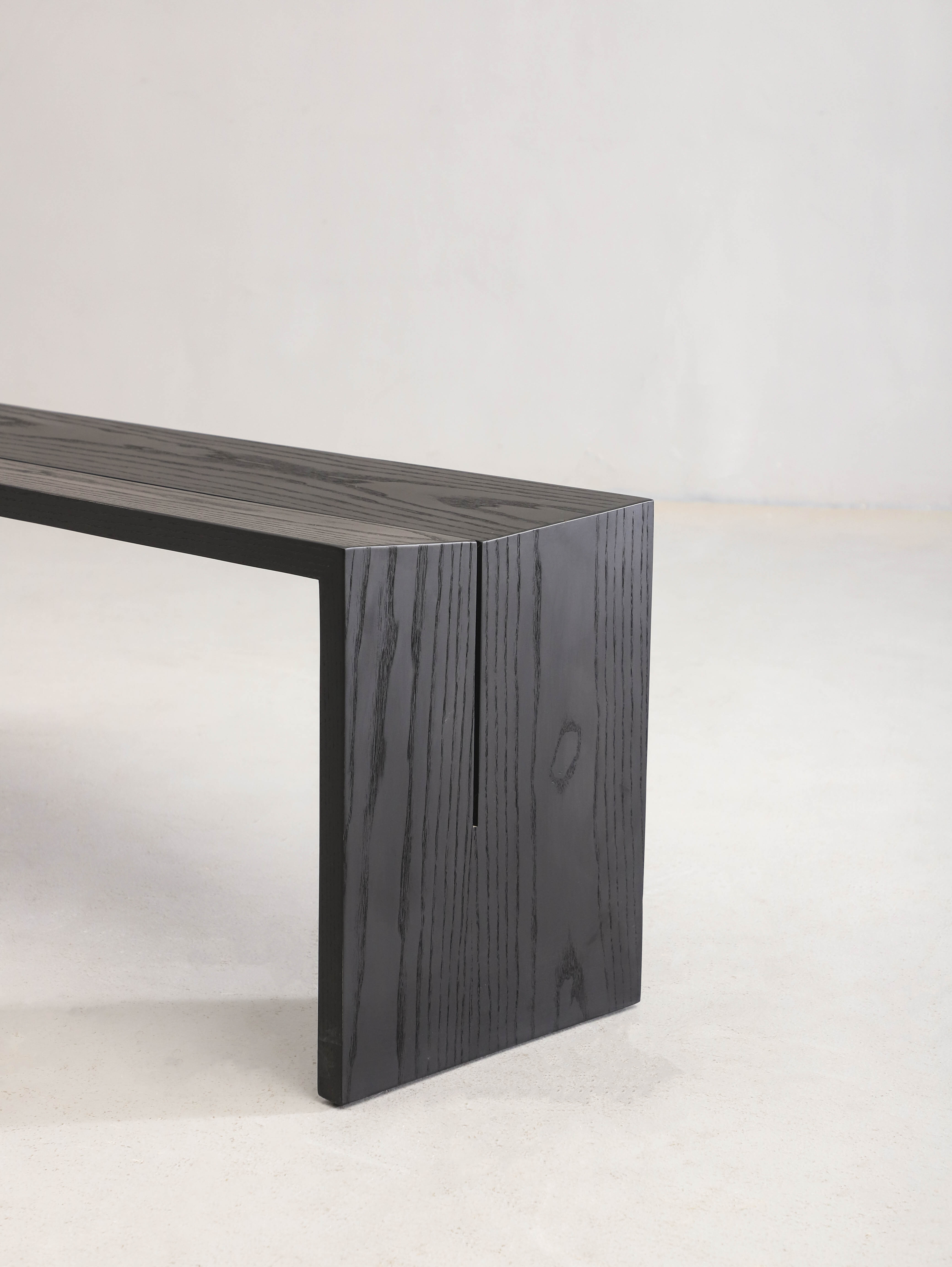 White Wax Multiple Stool – Flow Furniture